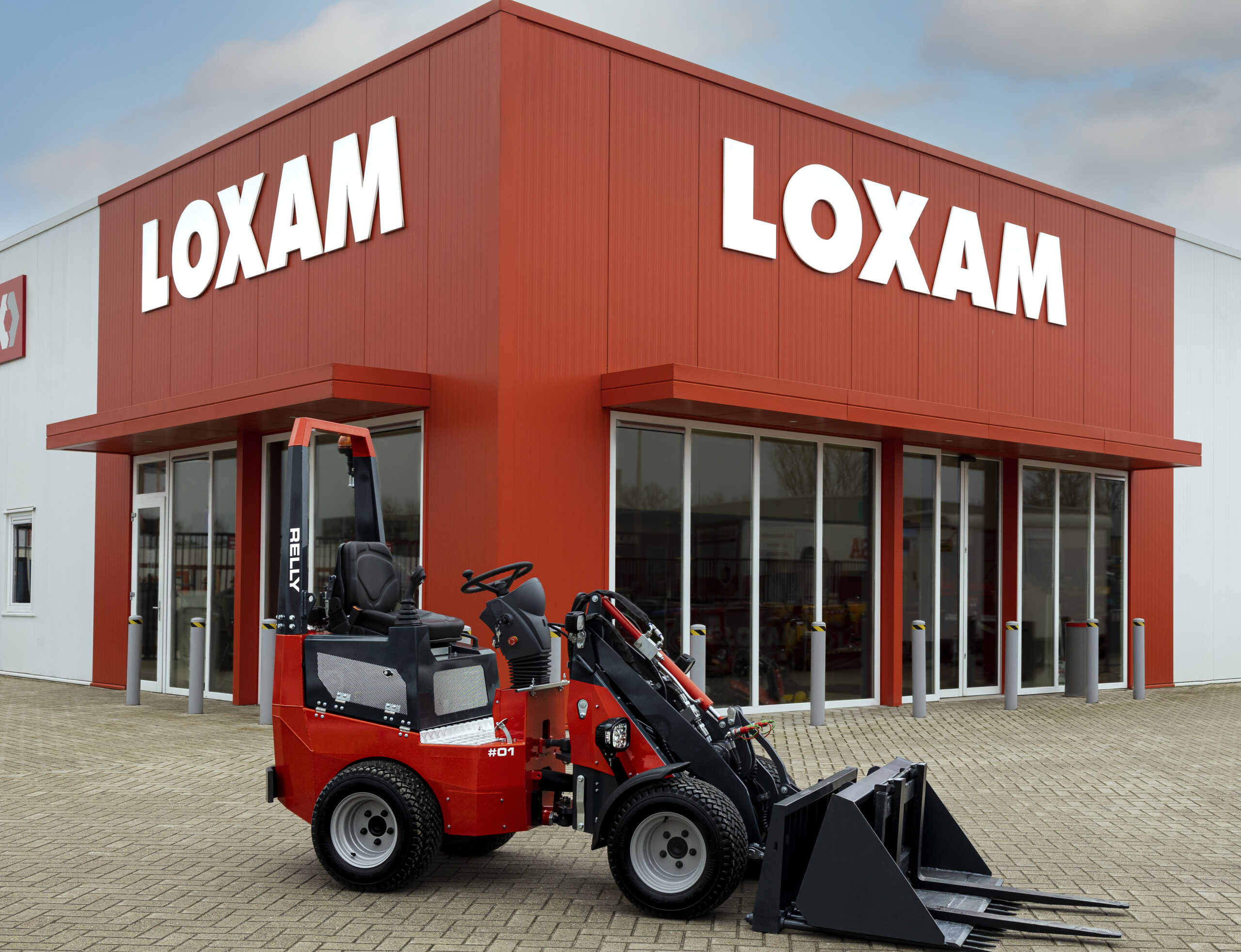 Loxam kiest voor Relly 1.0E - Relly Minishovels